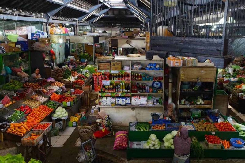 Interior Pasar Gede Solo | indonesiaimages.net